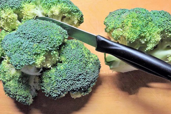 24 foods that make you poop and help prevent constipation24 foods that ...