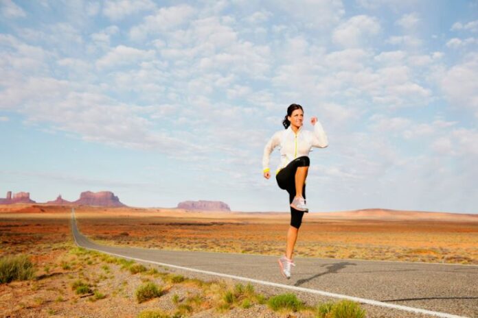 Isometric vs. Dynamic Exercises – Which One Is Better for Strength?
