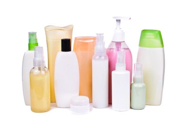 Signs of Hard Water Damage on Hair (And How to Fix It)