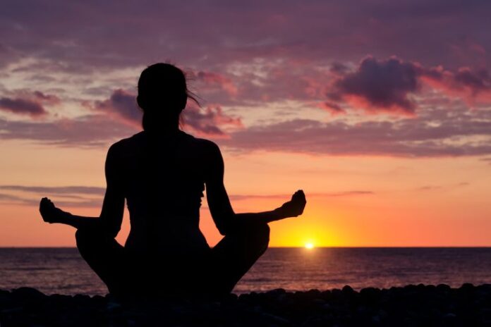Morning vs. Evening Meditation: Which Time of Day Is Best for Your Mind ...