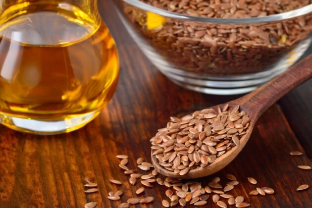 Flaxseed Gel for Hair: Benefits, How to Make It, and How to Use It