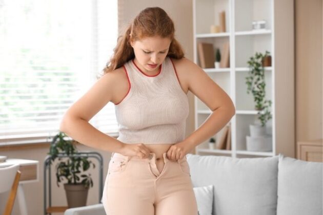 Why Eating Too Quickly Hurts Your Digestion (and How to Slow Down)