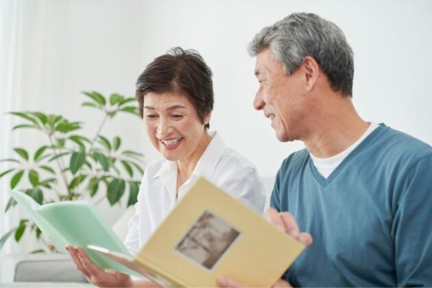 15 Engaging Activities for Dementia Patients That Stimulate Memory and ...